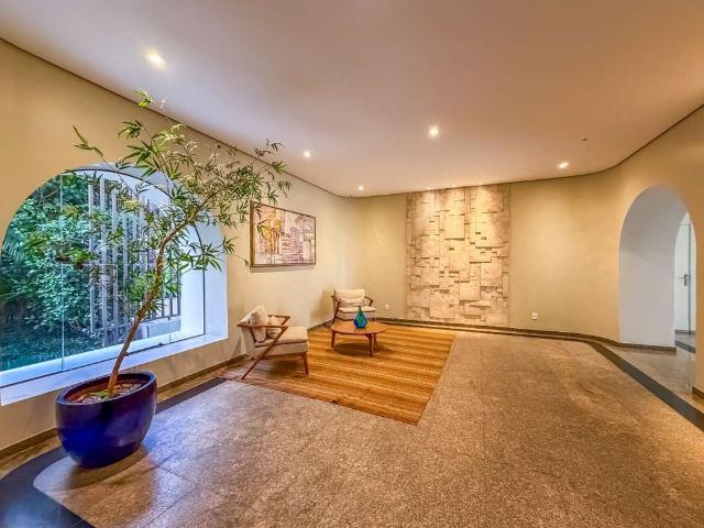 Apartamento para Venda em São Paulo/SP Moema 4 Quartos