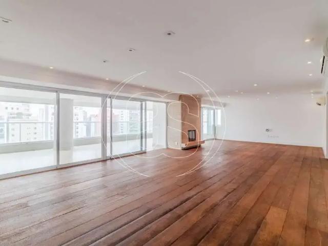 Apartamento para Venda em São Paulo/SP Moema 4 Quartos