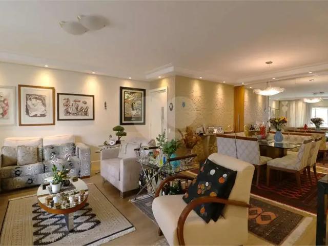 Apartamento para Venda em São Paulo/SP Moema 4 Quartos