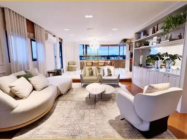 Apartamento para Venda em São Paulo/SP Moema 4 Quartos