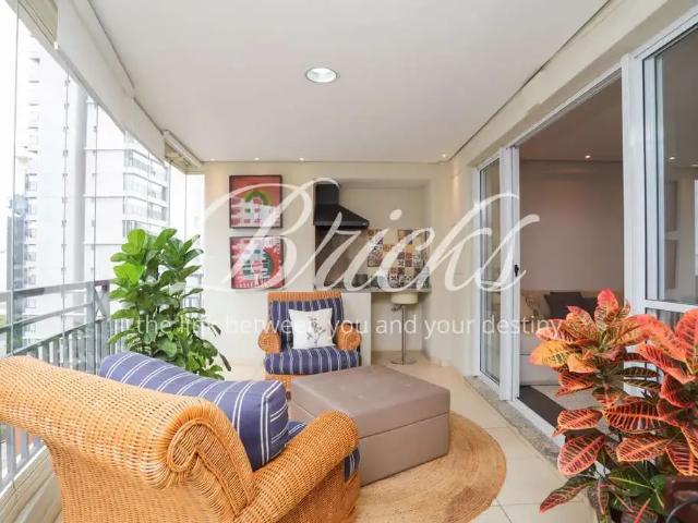 Apartamento para Venda em São Paulo/SP Moema 4 Quartos