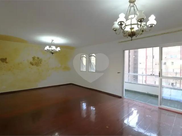 Apartamento para Venda em São Paulo/SP Moema 4 Quartos