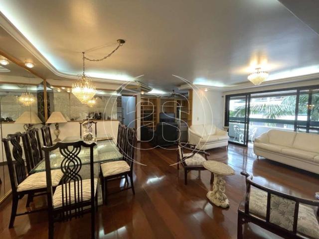Apartamento para Venda em São Paulo/SP Moema 4 Quartos