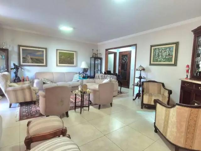 Apartamento para Venda em São Paulo/SP Moema 4 Quartos