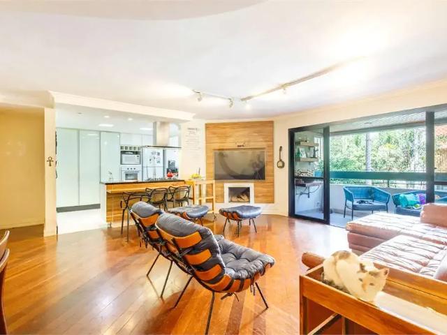 Apartamento para Venda em São Paulo/SP Moema 4 Quartos