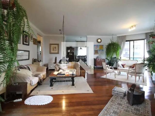 Apartamento para Venda em São Paulo/SP Moema 4 Quartos