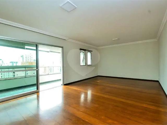 Apartamento para Venda em São Paulo/SP Moema 4 Quartos