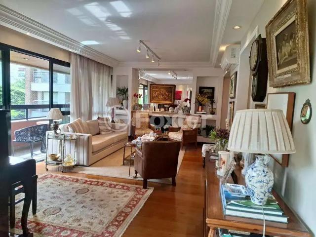 Apartamento para Venda em São Paulo/SP Moema 4 Quartos