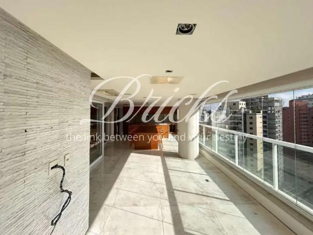Apartamento para Venda em São Paulo/SP Moema 4 Quartos