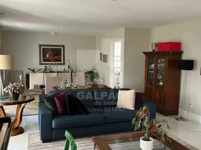 Apartamento para Venda em São Paulo/SP Moema 4 Quartos