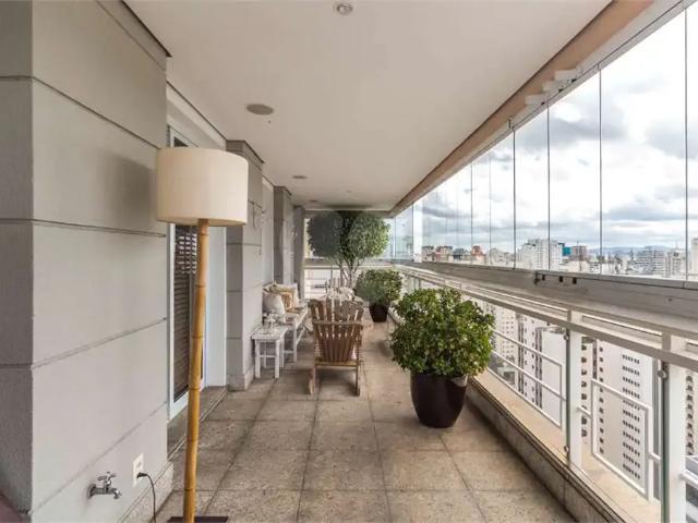 Apartamento para Venda em São Paulo/SP Moema 4 Quartos