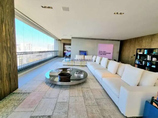 Apartamento para Venda em São Paulo/SP Moema 4 Quartos