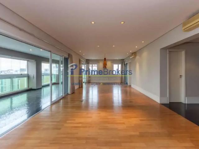Apartamento para Venda em São Paulo/SP Moema 4 Quartos