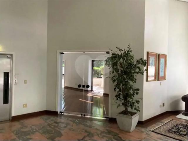 Apartamento para Venda em São Paulo/SP Moema 4 Quartos