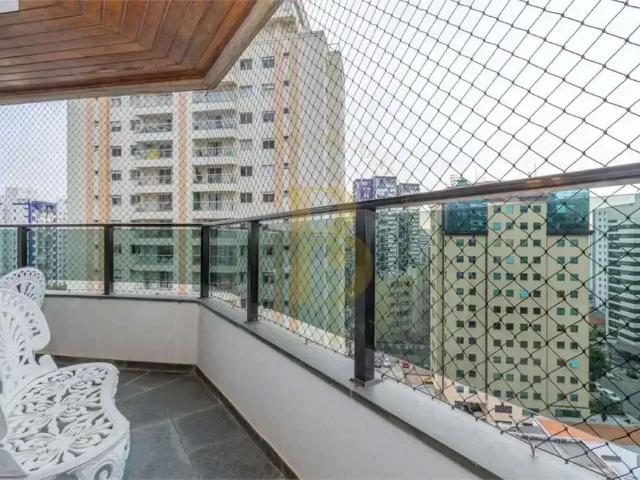 Apartamento para Venda em São Paulo/SP Moema 4 Quartos