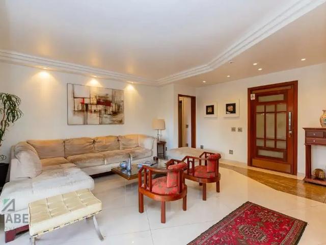Apartamento para Venda em São Paulo/SP Moema 4 Quartos