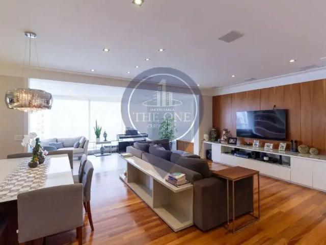Apartamento para Venda em São Paulo/SP Moema 4 Quartos