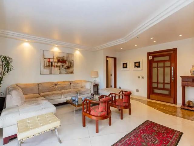 Apartamento para Venda em São Paulo/SP Moema 4 Quartos