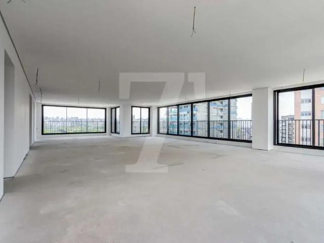 Apartamento para Venda em São Paulo/SP Moema 4 Quartos