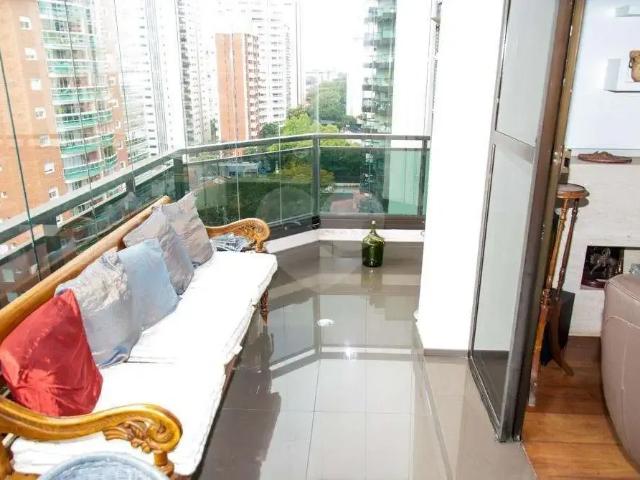 Apartamento para Venda em São Paulo/SP Moema 4 Quartos