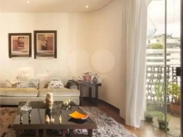 Apartamento para Venda em São Paulo/SP Moema 4 Quartos