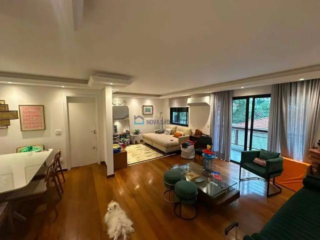 Apartamento para Venda em São Paulo/SP Moema 4 Quartos