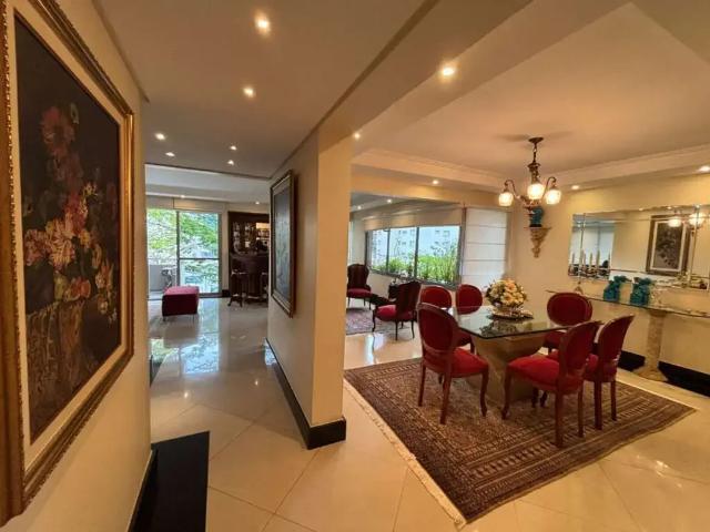 Apartamento para Venda em São Paulo/SP Moema 4 Quartos