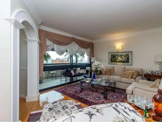 Apartamento para Venda em São Paulo/SP Moema 4 Quartos