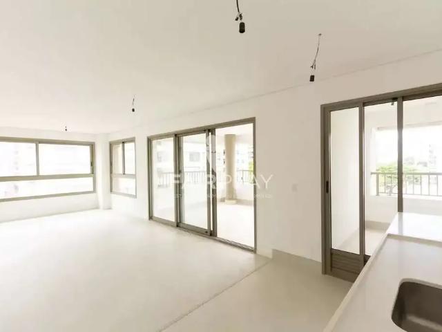 Apartamento para Venda em São Paulo/SP Moema 4 Quartos