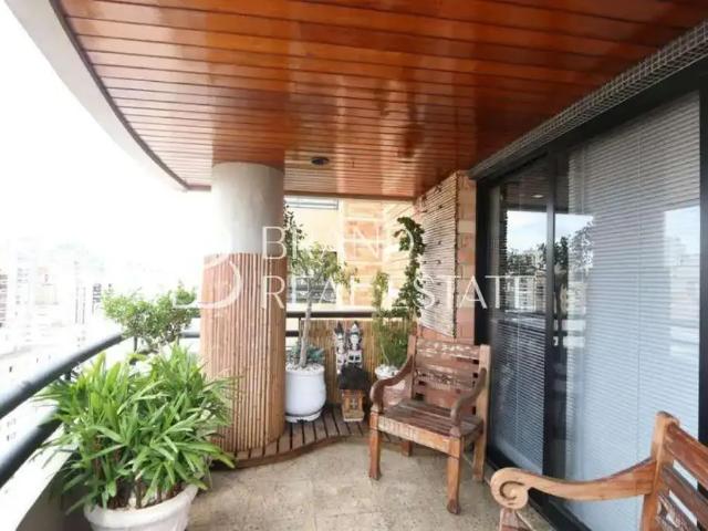 Apartamento para Venda em São Paulo/SP Moema 4 Quartos