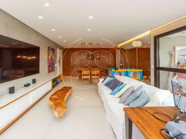 Apartamento para Venda em São Paulo/SP Moema 4 Quartos