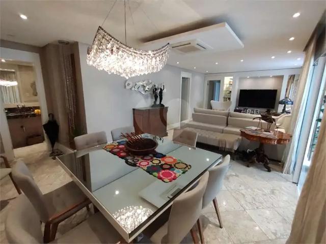 Apartamento para Venda em São Paulo/SP Moema 4 Quartos