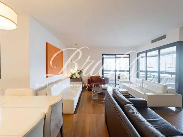Apartamento para Venda em São Paulo/SP Moema 4 Quartos