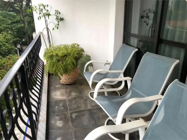 Apartamento para Venda em São Paulo/SP Moema 4 Quartos