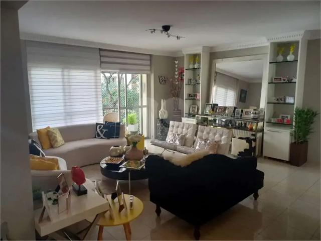 Apartamento para Venda em São Paulo/SP Moema 4 Quartos