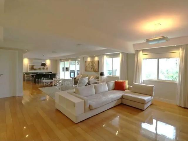 Apartamento para Venda em São Paulo/SP Moema 4 Quartos
