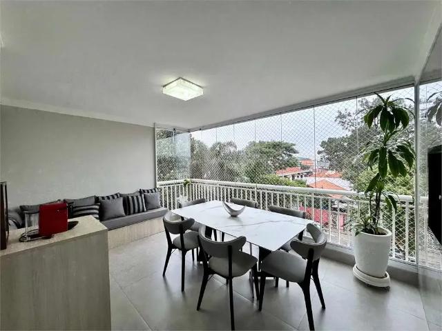 Apartamento para Venda em São Paulo/SP Mooca 3 Quartos