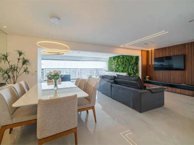 Apartamento para Venda em São Paulo/SP Mooca 4 Quartos