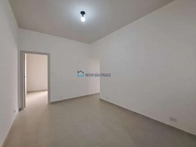 Apartamento para Venda em São Paulo/SP Aclimação 2 Quartos