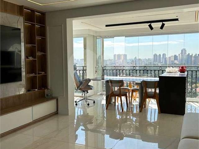 Apartamento para Venda em São Paulo/SP Aclimação 2 Quartos