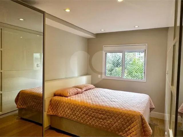 Apartamento para Venda em São Paulo/SP Aclimação 2 Quartos