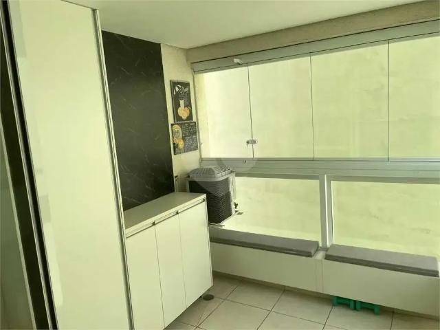 Apartamento para Venda em São Paulo/SP Aclimação 2 Quartos