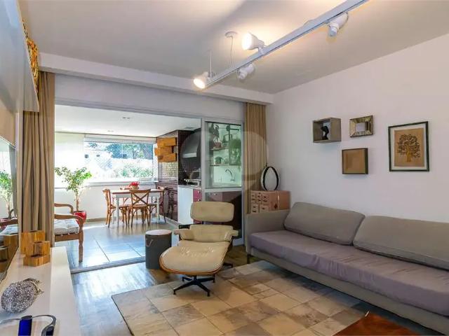 Apartamento para Venda em São Paulo/SP Aclimação 3 Quartos