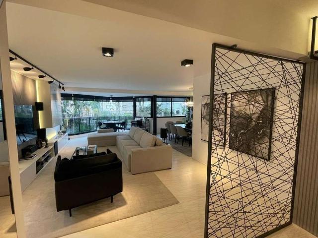 Apartamento para Venda em São Paulo/SP Aclimação 4 Quartos