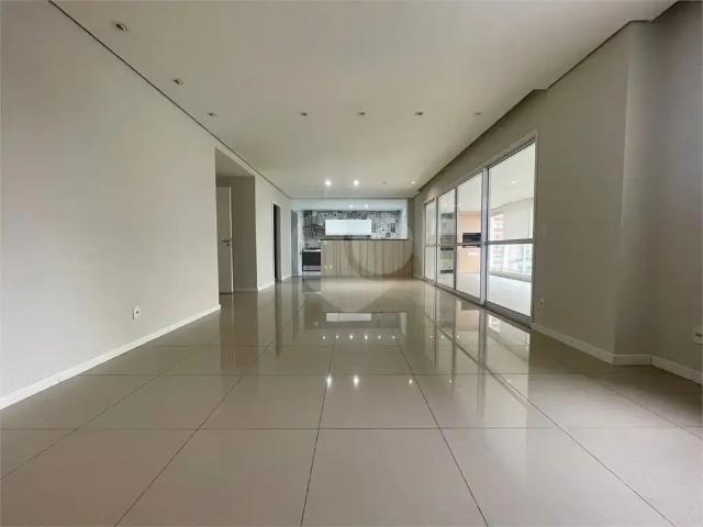 Apartamento para Venda em São Paulo/SP Aclimação 4 Quartos