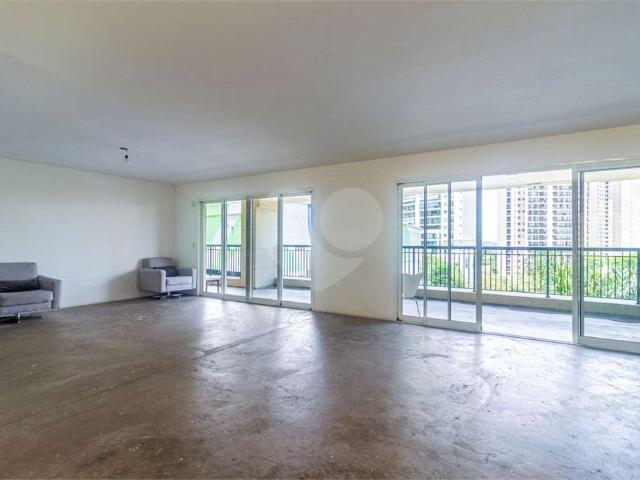 Apartamento para Venda em São Paulo/SP Alto da Boa Vista 4 Quartos