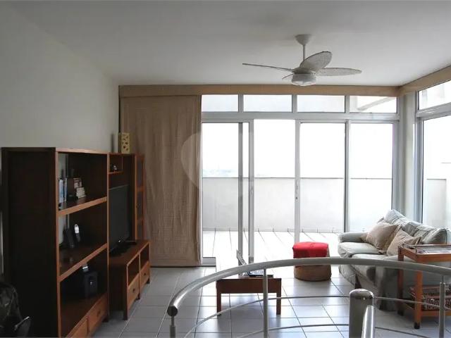 Apartamento para Venda em São Paulo/SP Alto da Lapa 2 Quartos