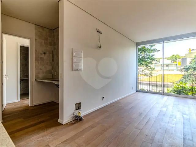 Apartamento para Venda em São Paulo/SP Alto da Lapa 2 Quartos