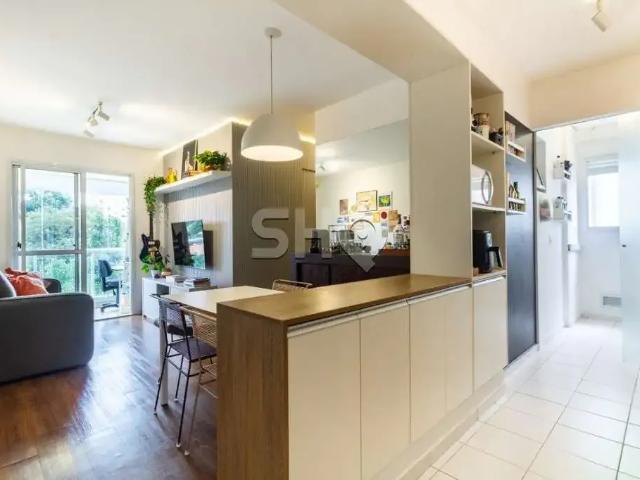Apartamento para Venda em São Paulo/SP Alto da Lapa 2 Quartos