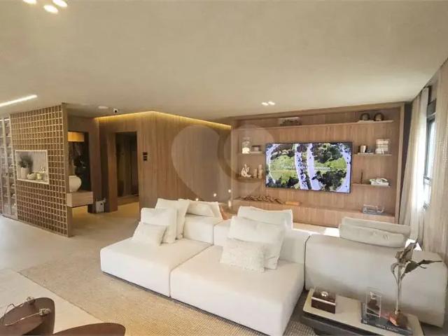 Apartamento para Venda em São Paulo/SP Alto de Pinheiros 3 Quartos